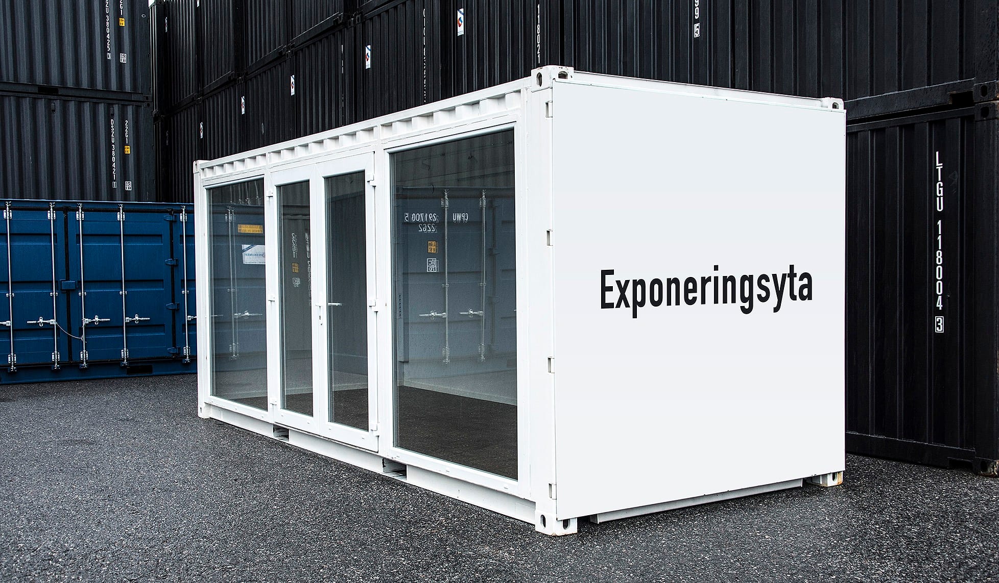 Showroom container - LCS Container Solutions